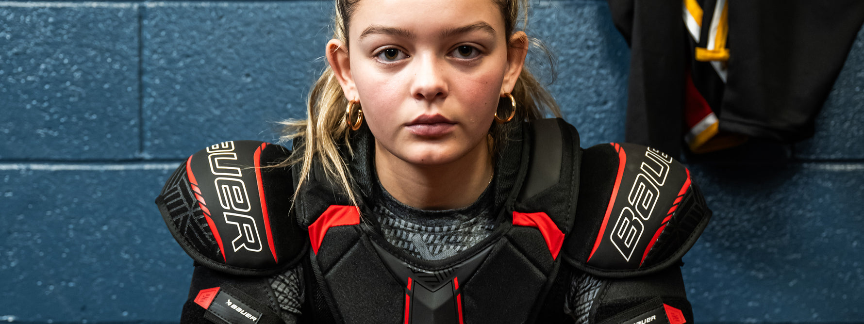 Women's Protective Hockey Equipment | BAUER